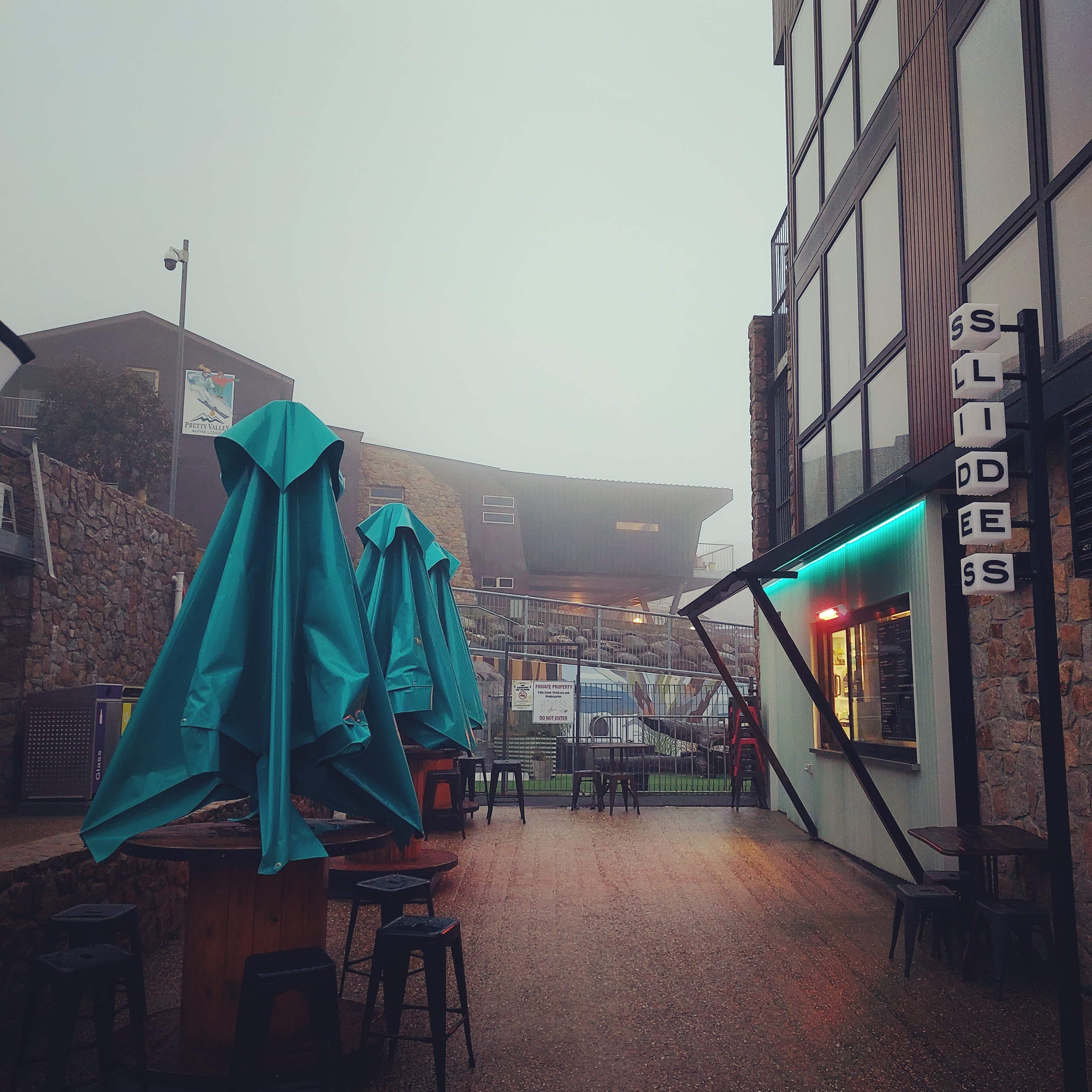 Slides Coffee Bar - Falls Creek Alpine Resort